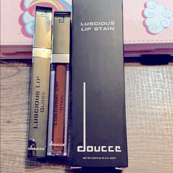 Doucce | Makeup | Luscious Lip Stain | Poshmark